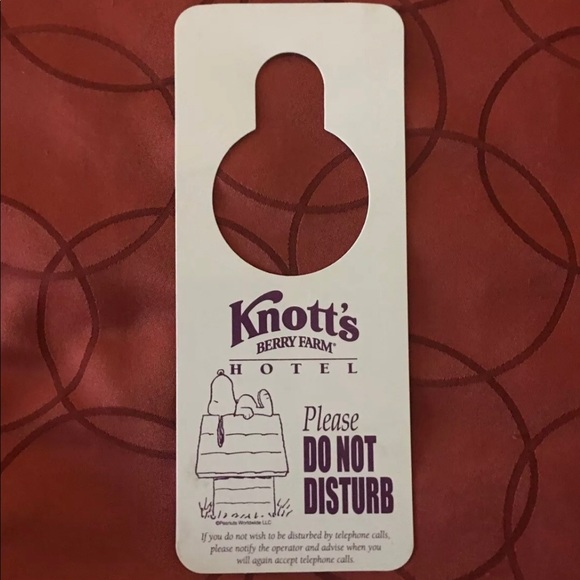 Peanuts | Accessories | Snoopy Knotts Berry Farm Do Not Disturb Sign ...